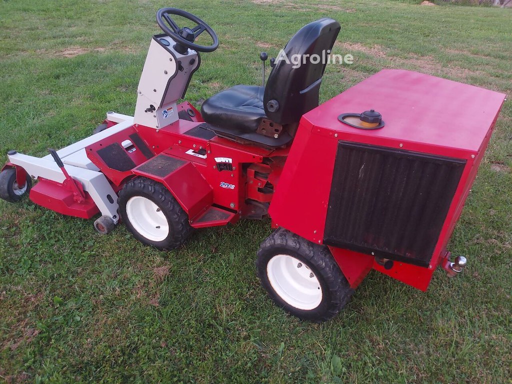 Ventrac 3200 traktor kosilica
