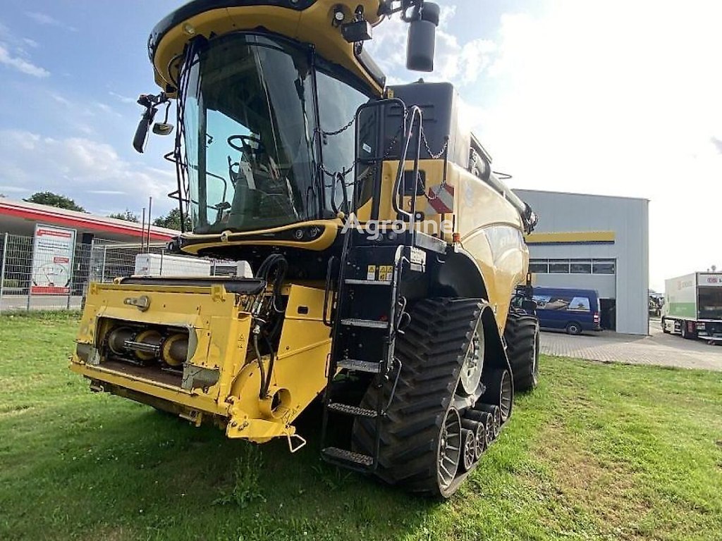 New Holland CR 9.90 kombajn za žito