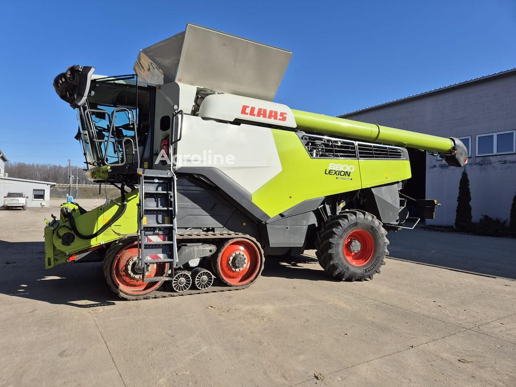 Claas Lexion 8800 TT 4WD kombajn za žito