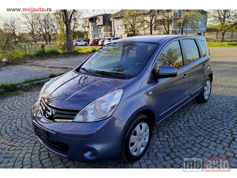 Nissan Note 1,6 BENZIN
