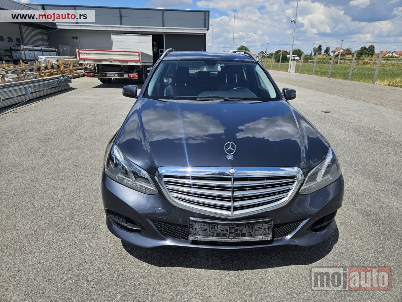 Mercedes E 200 Na ime kupca