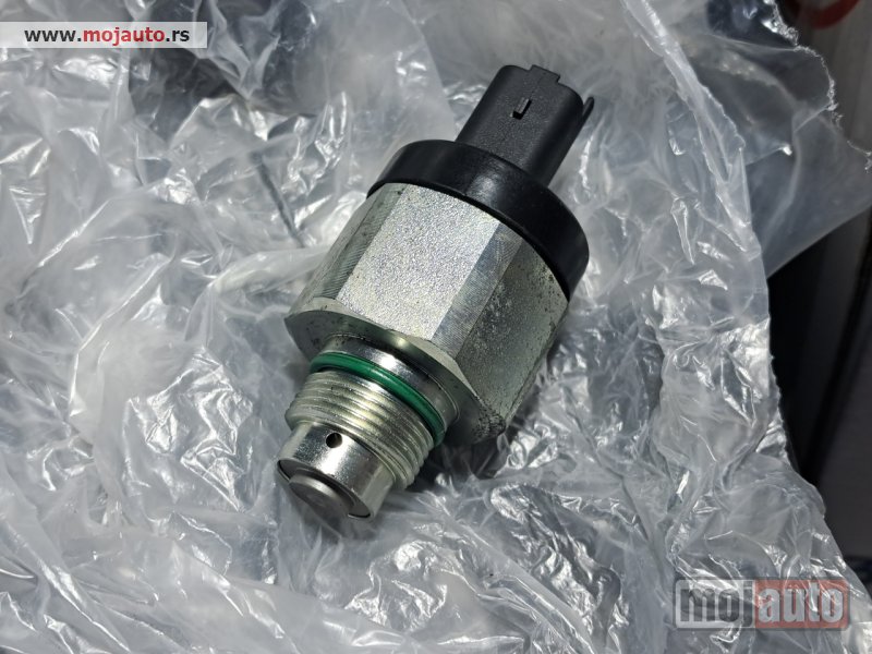 Regulator pritiska goriva 2.0HDI siemens Peugeot 307 407 807