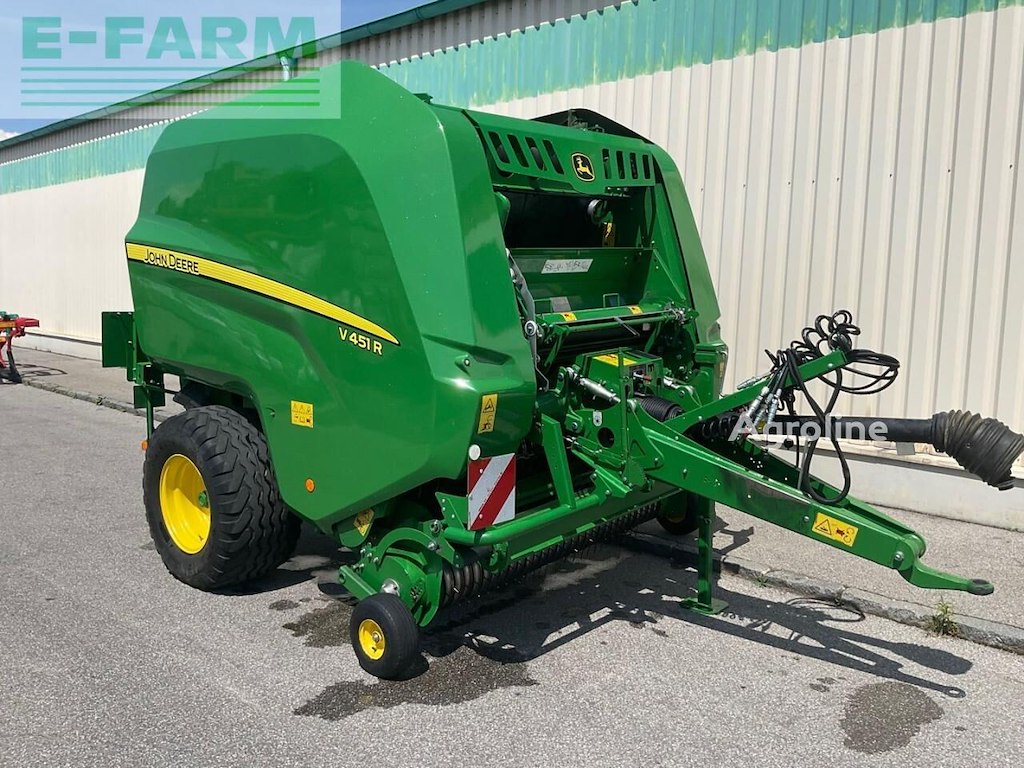 John Deere V451R balirka za okrugle bale