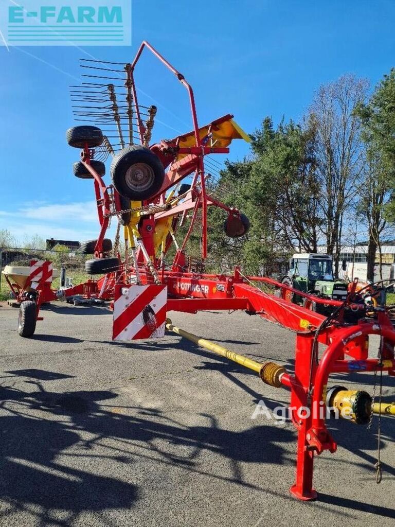 Pöttinger top 651a prevrtač sena