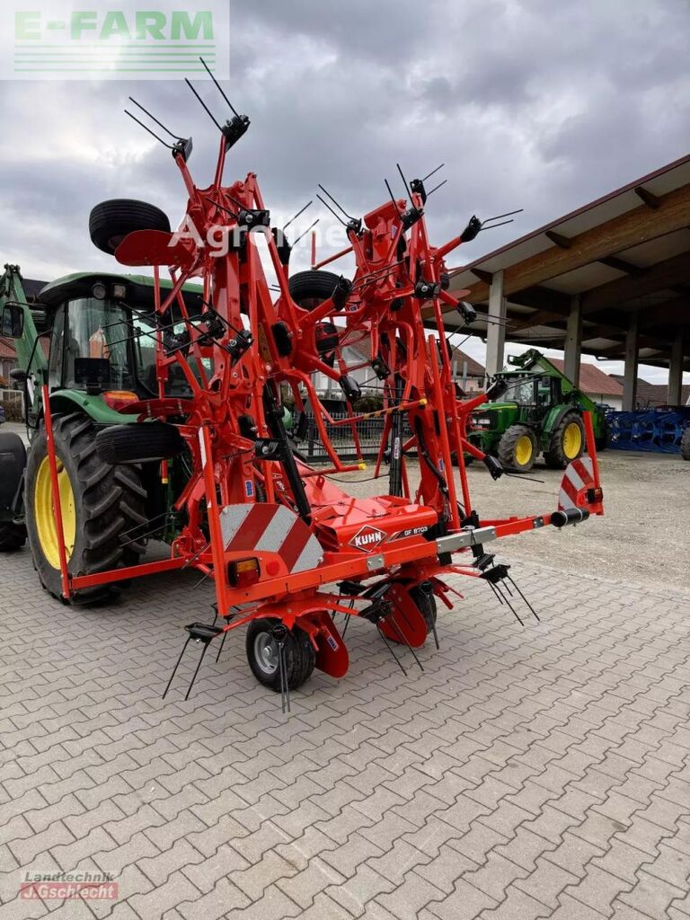 Kuhn gf 8703 prevrtač sena