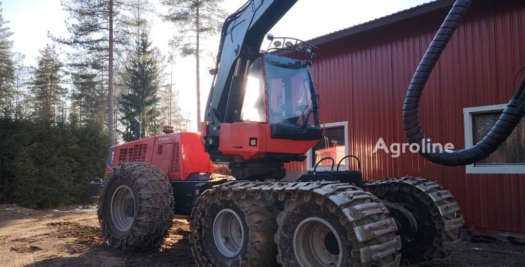 Valmet 941 harvester