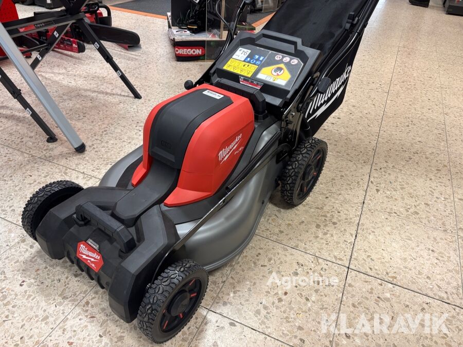 Prodaje se Milwaukee M18 F2LM46 kosilicu za travu na aukciji
