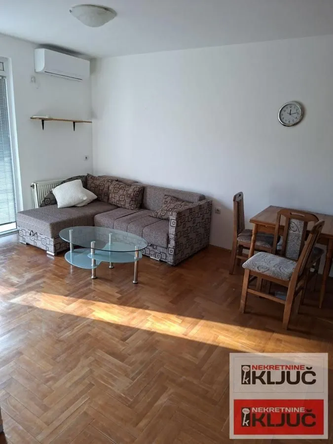 Izdavanje, jednosoban stan, 44m², Novo naselje, Novi Sad