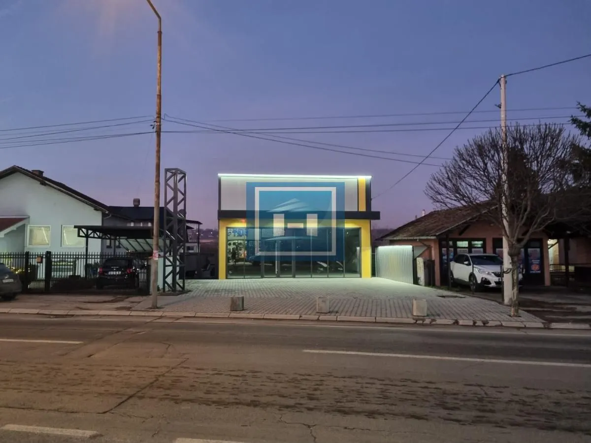 Izdavanje, poslovni prostor, 430m², Gloždak, Paraćin