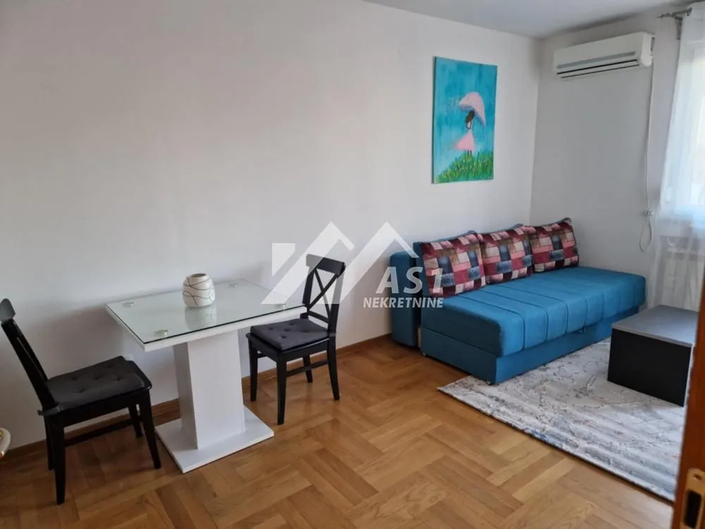 Izdavanje, dvosoban stan, 45m², Novi Sad Sve Podlokacije, Novi Sad
