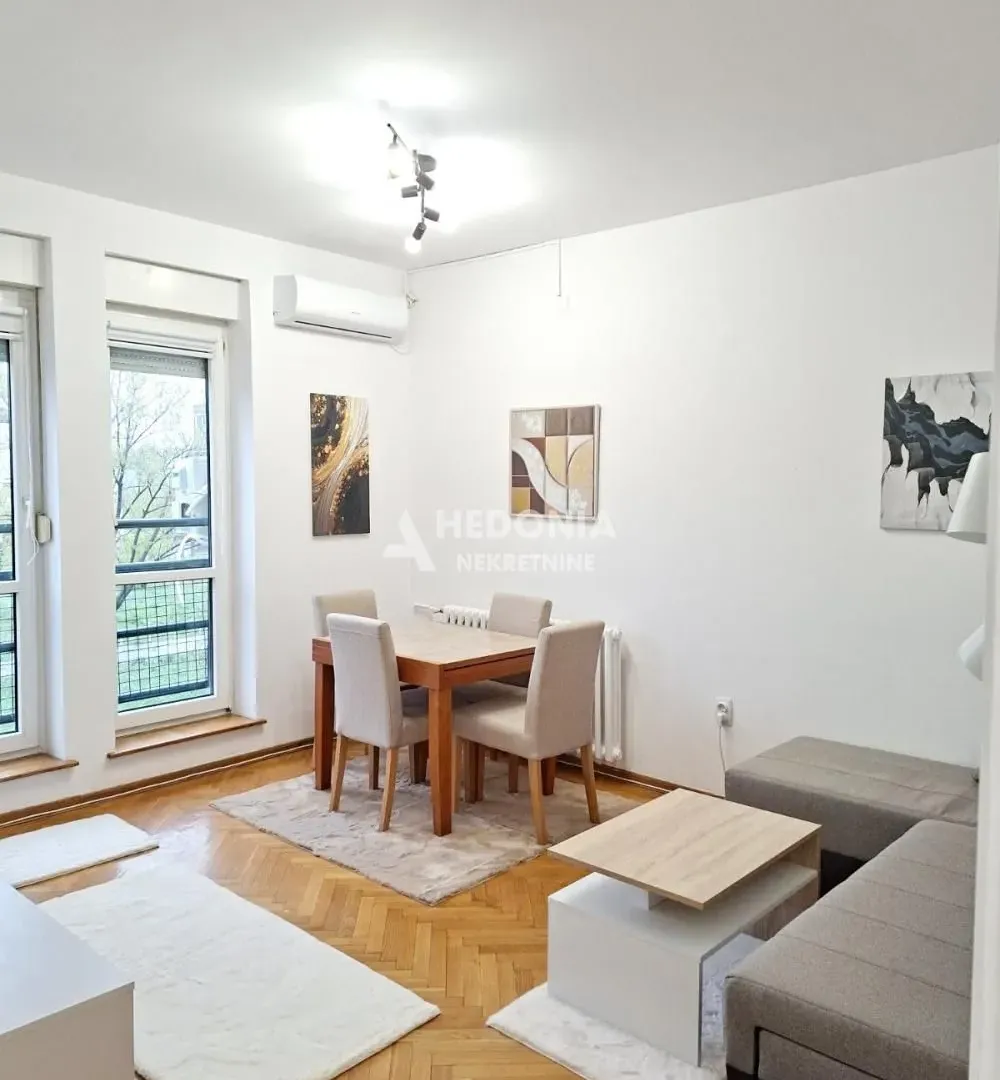 Izdavanje, dvosoban stan, 40m², Novi Beograd Sve Podlokacije, Beograd