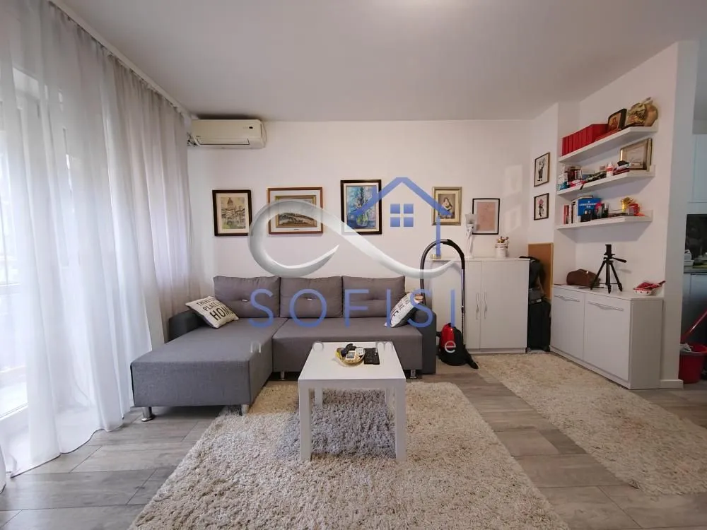 Izdavanje, jednosoban stan, 29m², Centar, Novi Sad