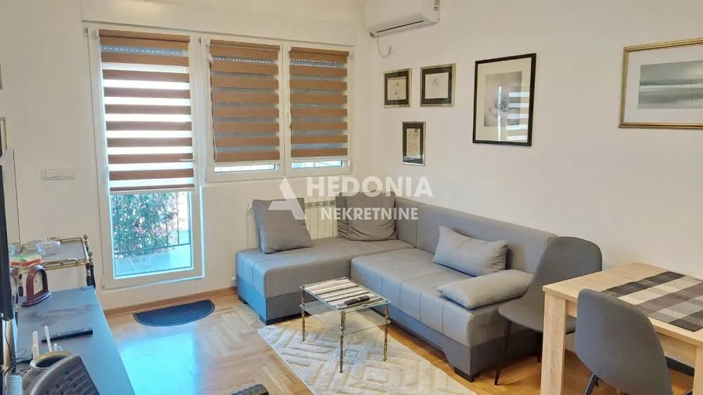 Izdavanje, jednosoban stan, 38m², Ledine, Beograd