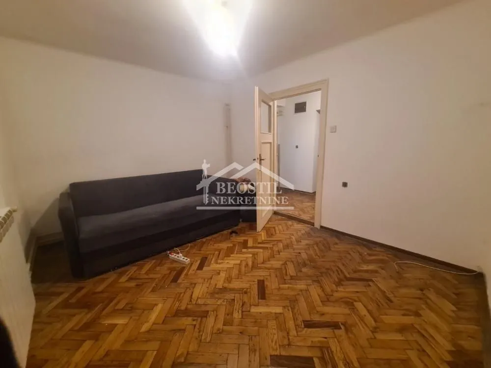 Prodaja, trosoban stan, 67m², Stari Grad, Beograd