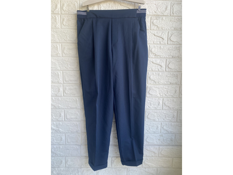 ** ZARA ** MODERNE CIGARET PANTALONE NOVOO