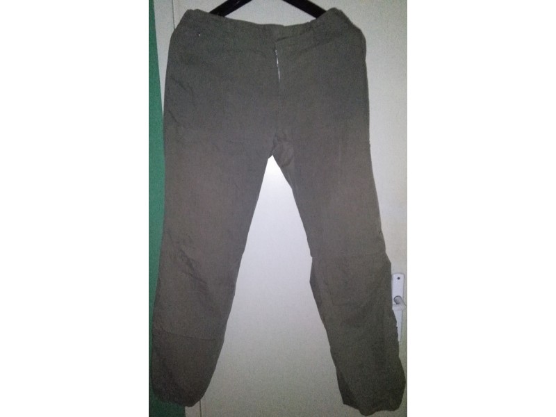 Pantalone Hillevi of Sweden, veličina 44. Pamuk 70%
