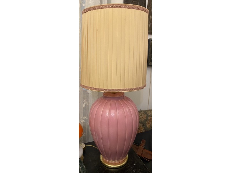 Masivna komodna Lampa