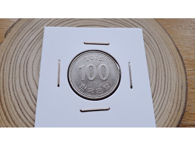 JUZNA KOREA 100 WONa 2015 GODINA