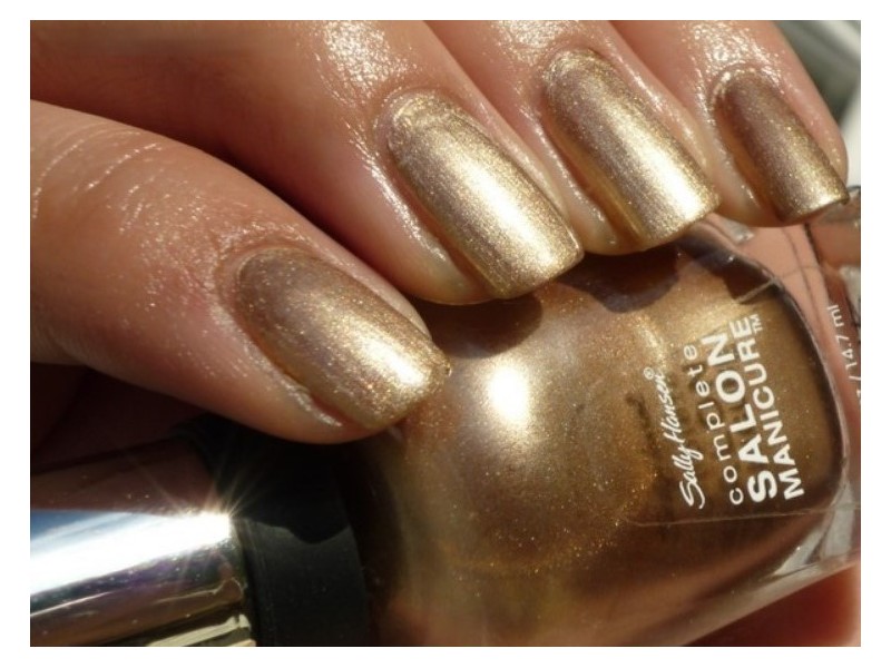 SALLY HANSEN lak - Gilty Pleasure, NOV!