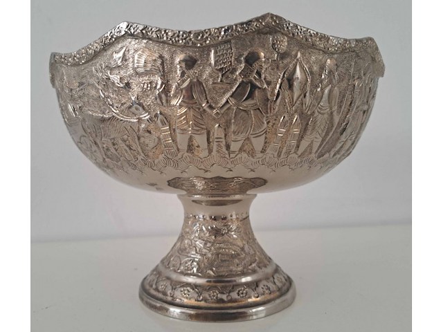 Indijska posrebrna činija, Art Deco