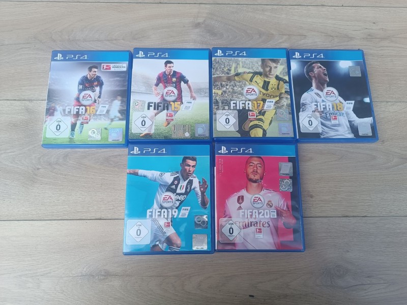 FIFA Komplet (6 igara) za PS4 –