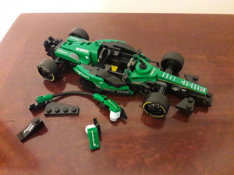 Lego Aston Martin Aramco F1 AMR24