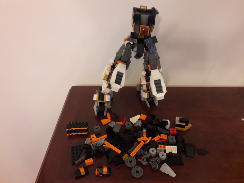 Ninjago Cole's Titan Dragon Mech