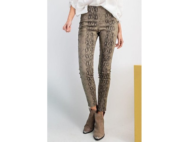 BSB Jeans `Selena` – Premium Snake Print (NOVO )