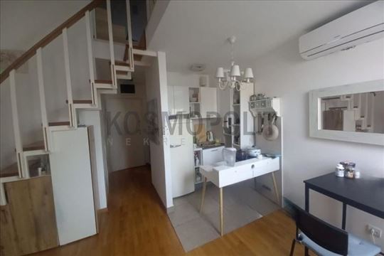 Beograd, Crveni Krst, Stan, 1.0, 42m2