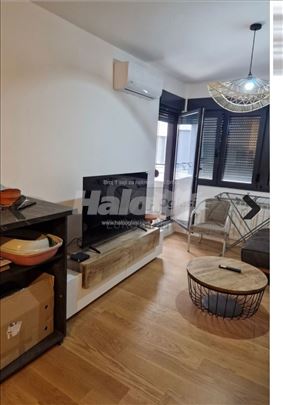 Vrtovi Cerak izdaje se stan 54m2 jednoiposoban