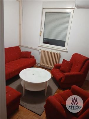Jednoiposoban stan, 34 m², Centar, Novi Sad, 2. sp