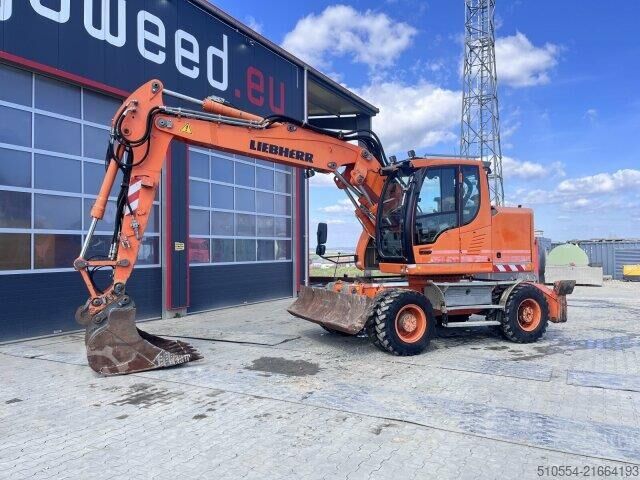 Bager na točkovima
Liebherr A 918 Compact