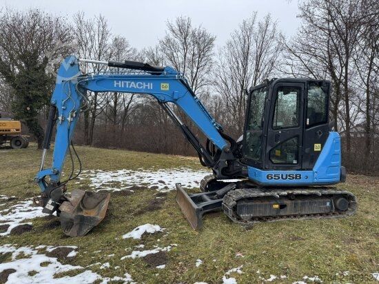 Lančani bager
HITACHI ZX65 USB BJ. 2021, 2000 BH, 3 SCHAUFELN, HAMMER