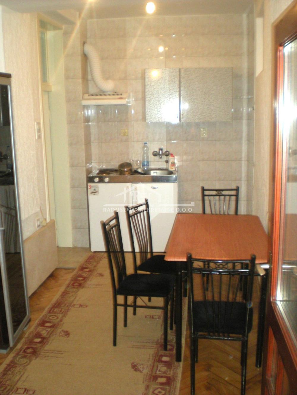 Svetozara Gligorića, Jednoiposoban stan na prodaju, 40m2, 120.000€
