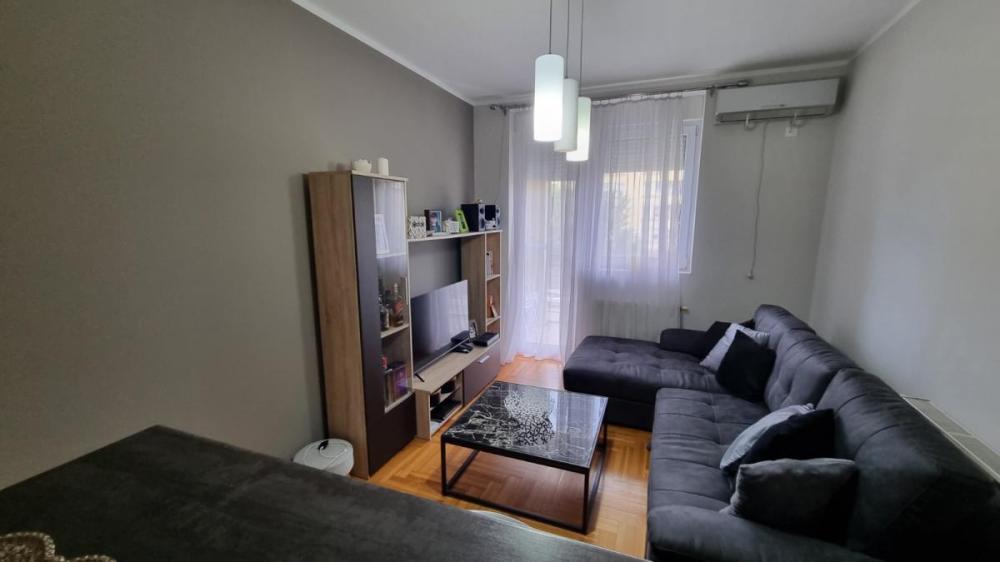Dvoiposoban stan na prodaju, 67m2, 190.000€