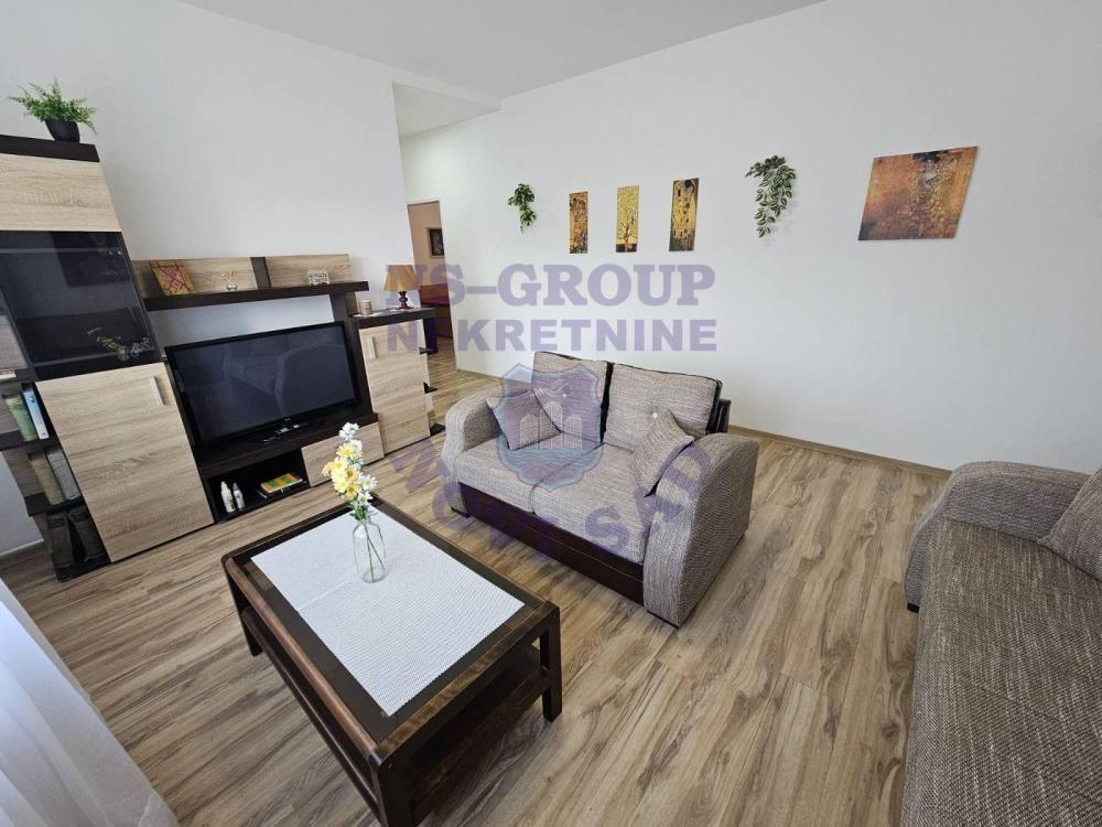 Trosoban stan na prodaju, 71m2, 234.200€