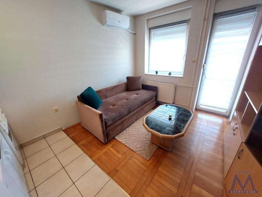 Stan za izdavanje, 250€