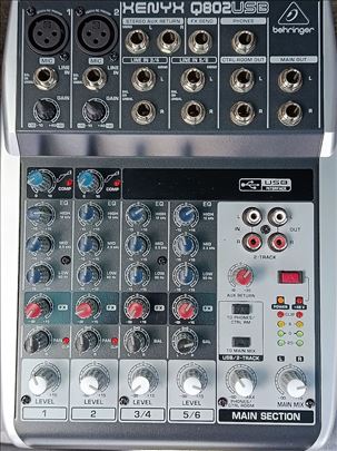 Behringer XENYX Q 802 Usb