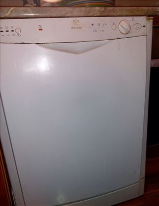 Indesit idl 55 sudo-mašina, polovna