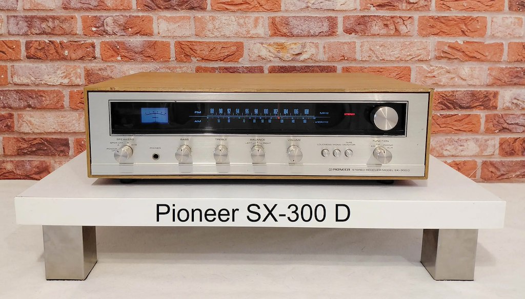 Pioneer SX-300 D