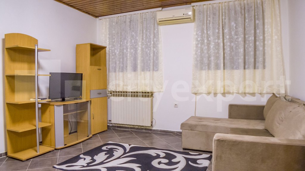 Stan za izdavanje BEZ PROVIZIJE: Dvoiposoban, 50m², Momčila Čedića, Čukarica - 400€