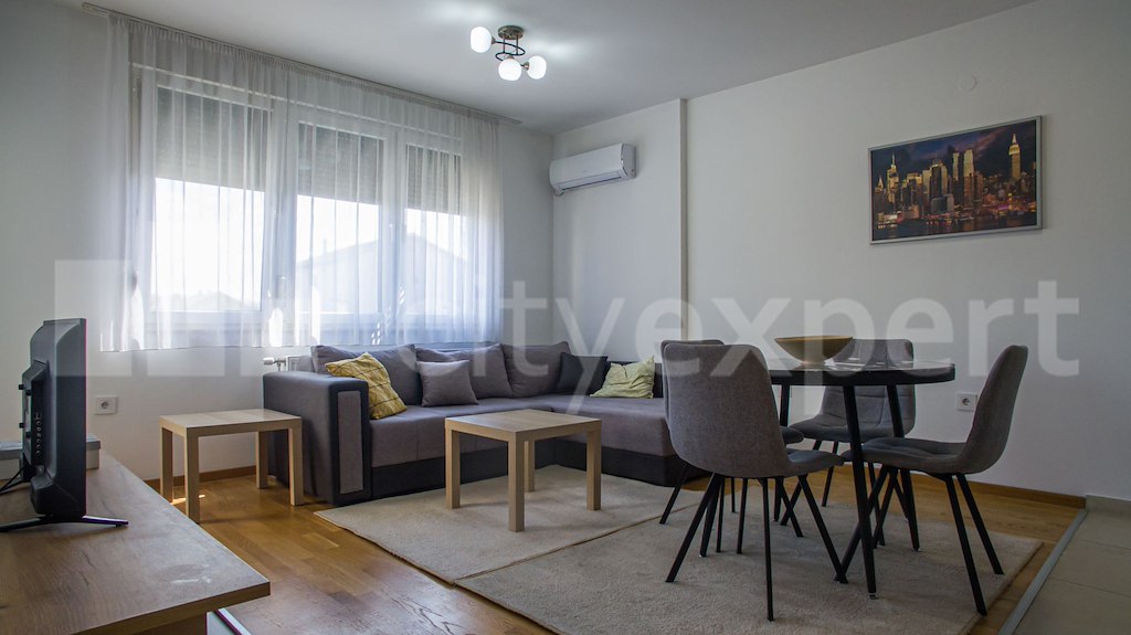 Stan Izdavanje Novi Sad Bez skrivenih troškova - 36m², Bulevar patrijarha Pavla, Novi Sad - 550€