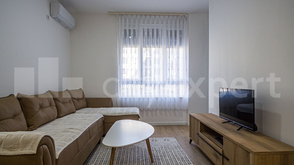 Stan Izdavanje Novi Sad Bez skrivenih troškova - 38m², Petefi Šandora, Novi Sad - 500€