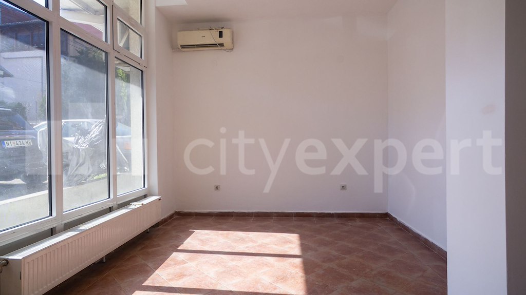 Lokal za izdavanje BEZ PROVIZIJE: Ostalo, 25m², Starca Vujadina, Medijana - 200€
