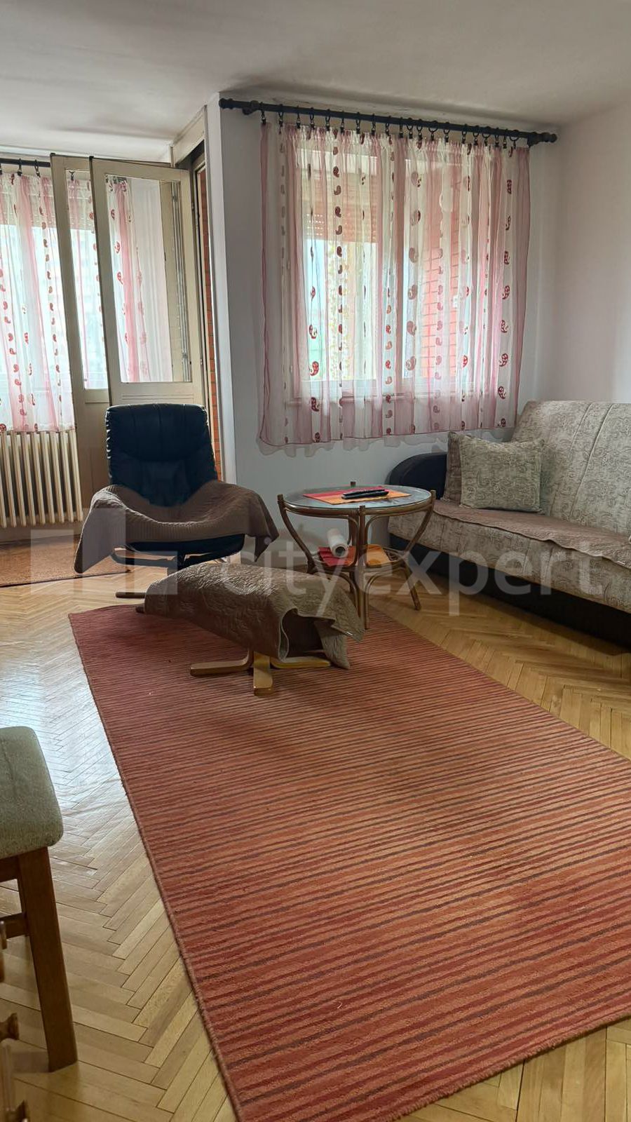 Stan za izdavanje BEZ PROVIZIJE: Garsonjera, 30m², Bulevar Nemanjića, Medijana - 250€