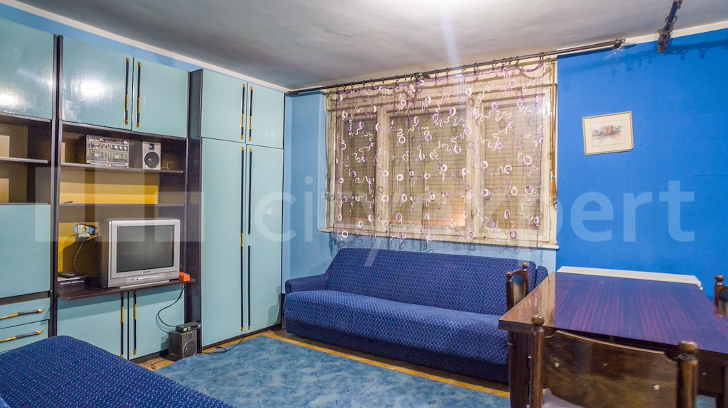 Stan za izdavanje BEZ PROVIZIJE: Garsonjera, 27m², Jovana Ristića, Medijana - 250€