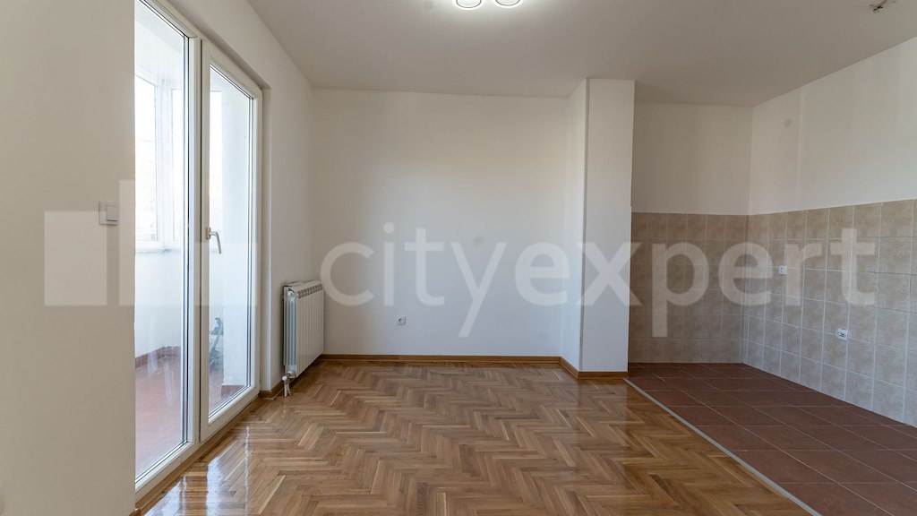 Stan za prodaju BEZ PROVIZIJE - Dvosoban, 50m², 17. oktobra, Rakovica - 125000€