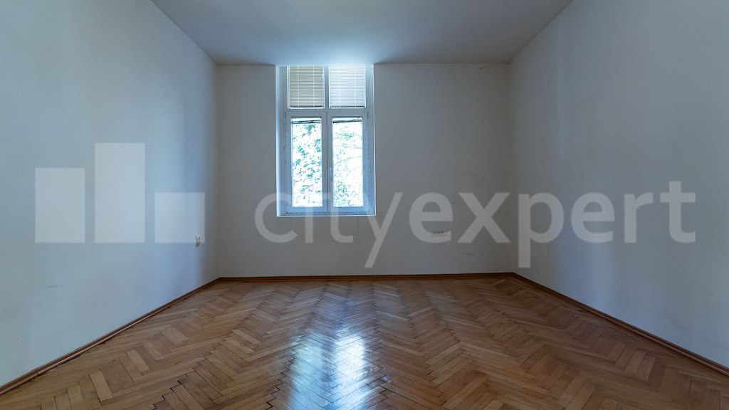 Stan za prodaju - Troiposoban, 81m², Resavska, Vračar - 325000€