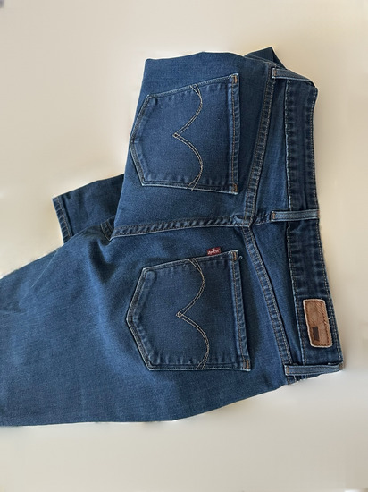 LEVI’S Demi Curve Mid Rise Slim farmerice 29