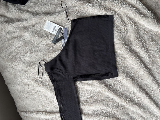 Kratka majica M-L, sa etiketom